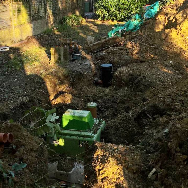 Septic Tank Problems & Sewage Issues - Hampshire Drainage